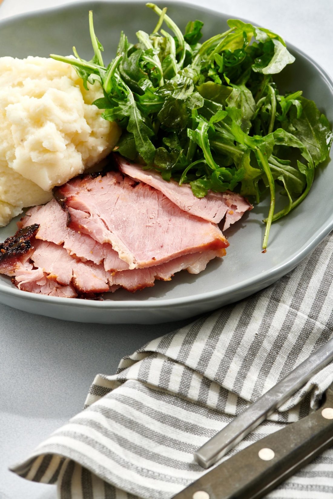 Classic Baked Ham Recipe with Brown Sugar Glaze — The Mom 100