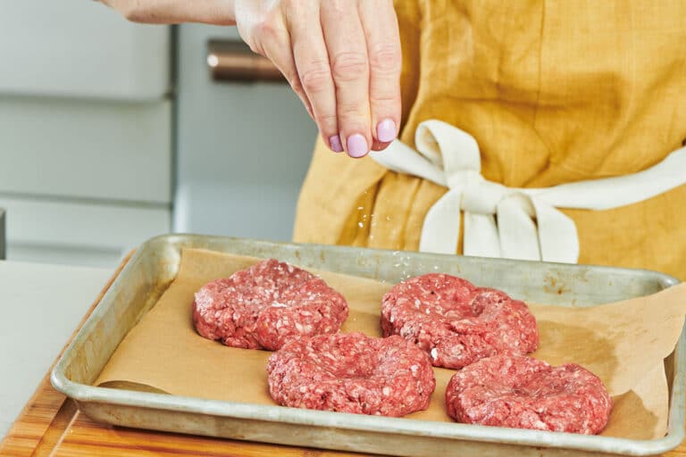 How to Shape Perfect Burger Patties — The Mom 100